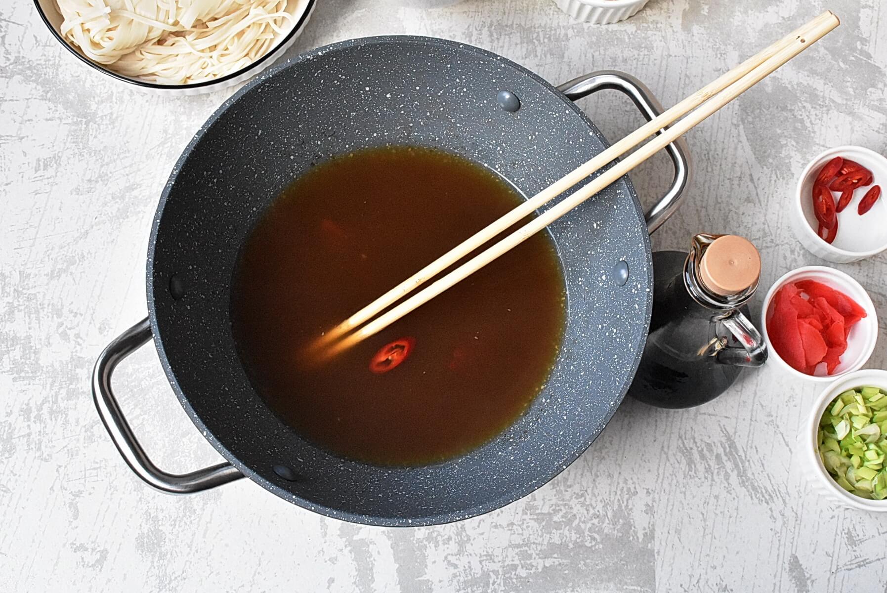 One-Pot Chinese Chicken Noodle Soup Recipe - Easy Step-by-Step Guide ...