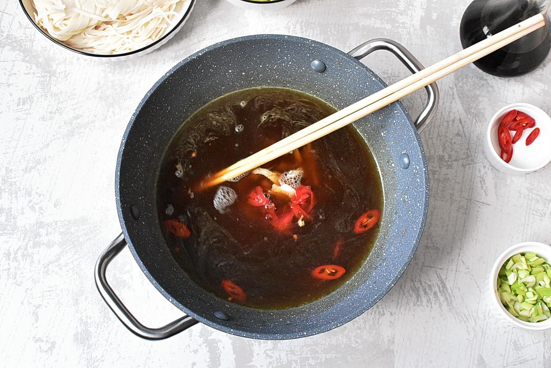One-Pot Chinese Chicken Noodle Soup Recipe - Easy Step-by-Step Guide ...