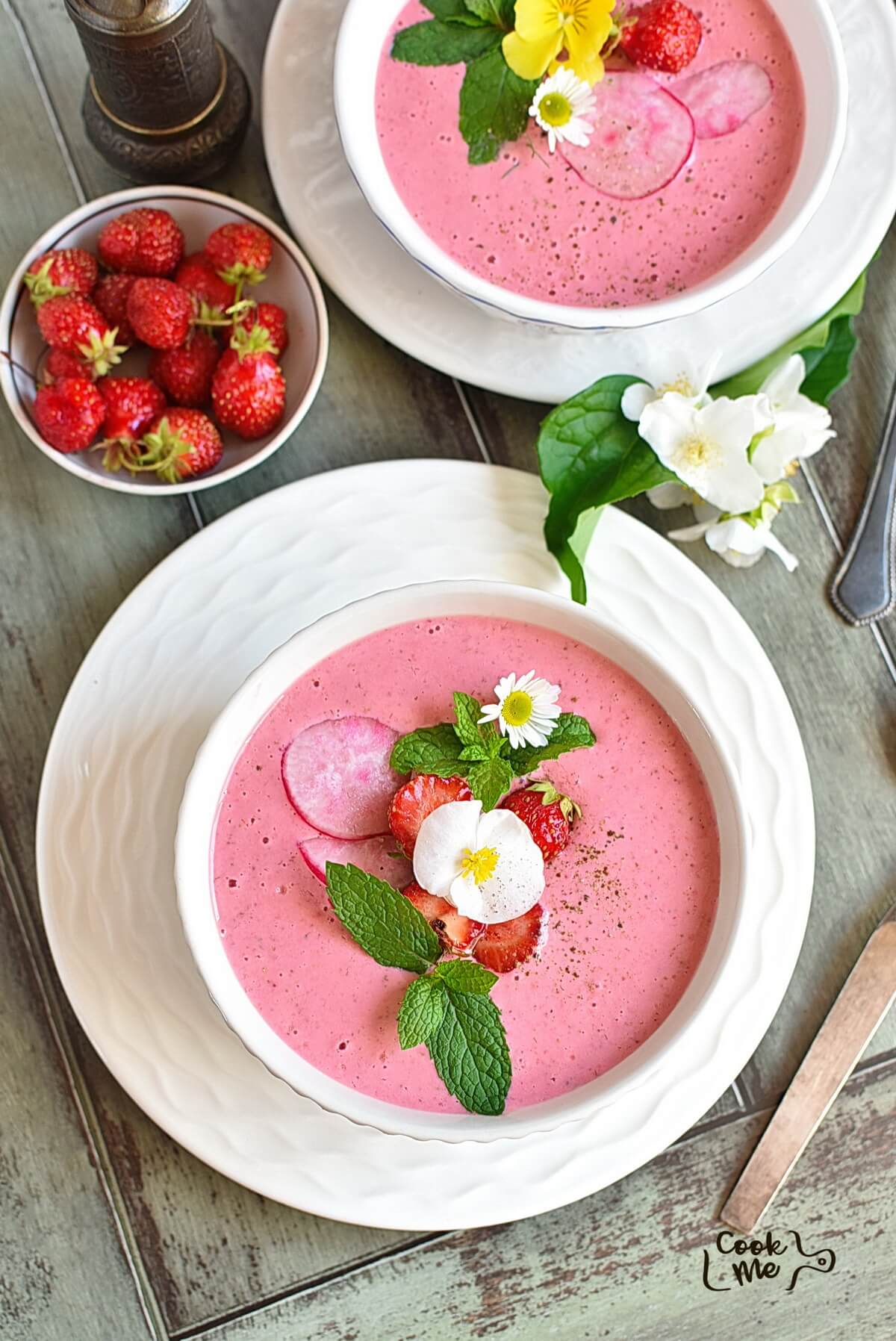 Chilled Strawberry Soup Recipe - COOK.ME
