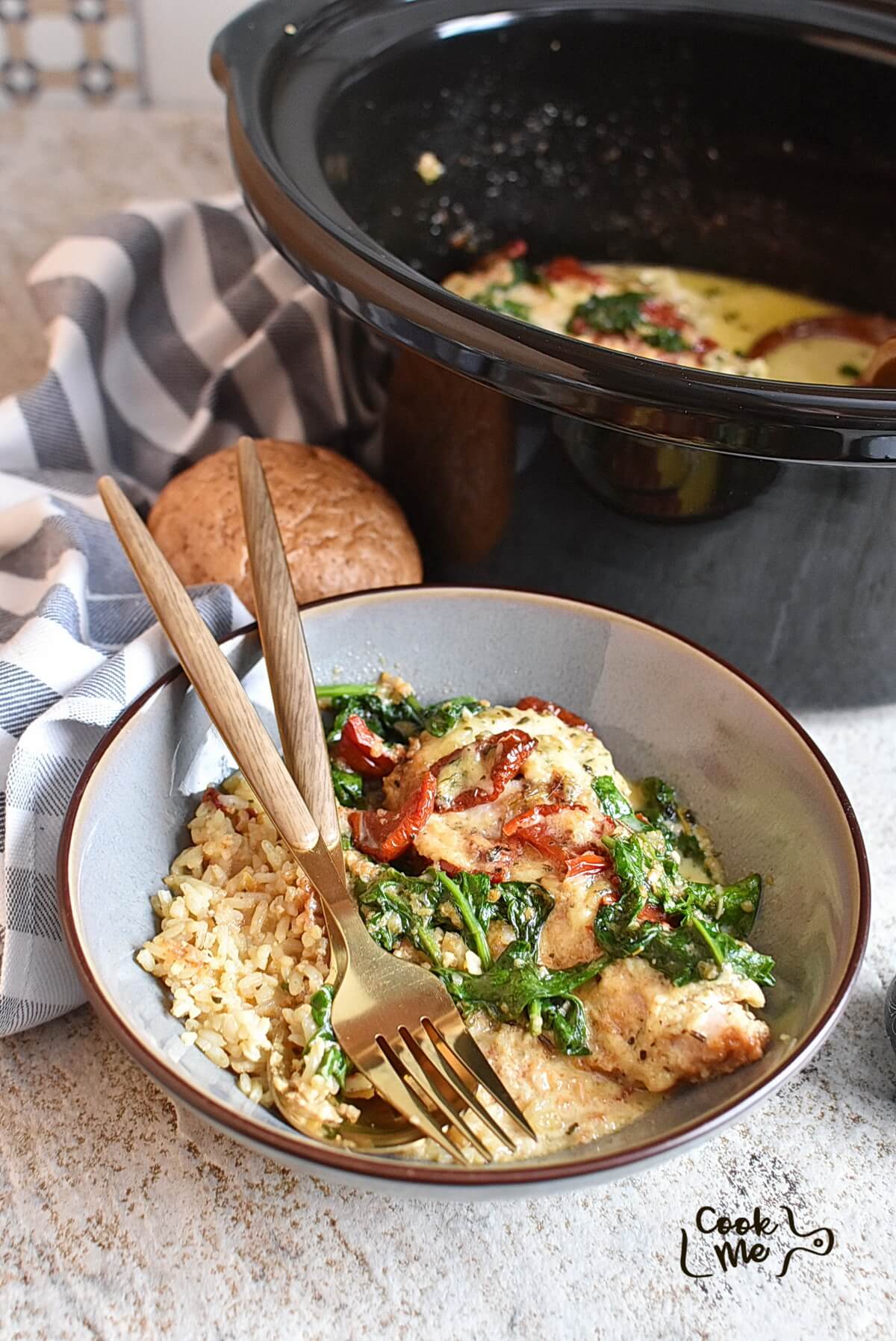 Creamy Slow-Cooker Tuscan Chicken Recipe - COOK.ME