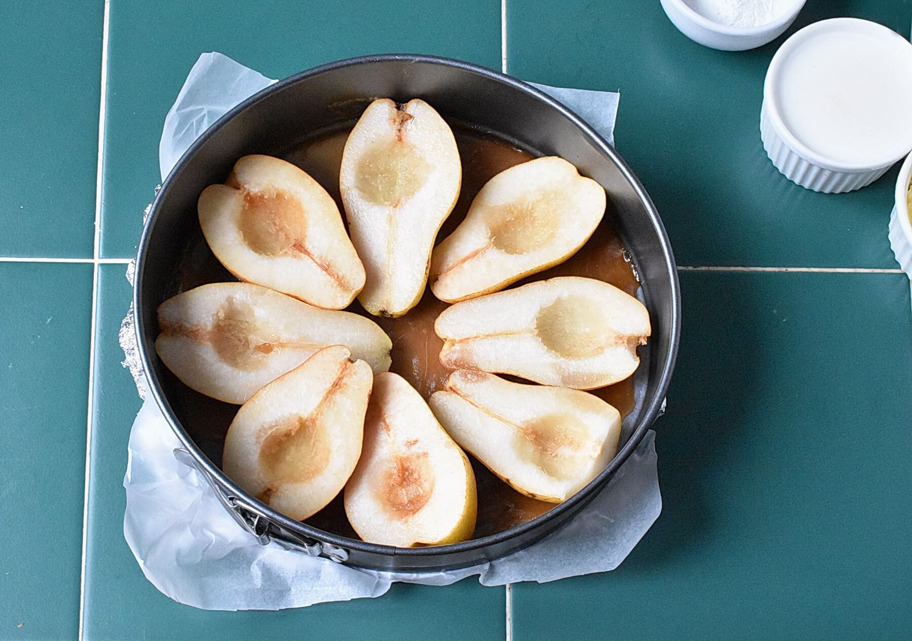 Upside Down Pear Cake: A Simple Recipe Using Fresh Pears Recipe - Easy ...