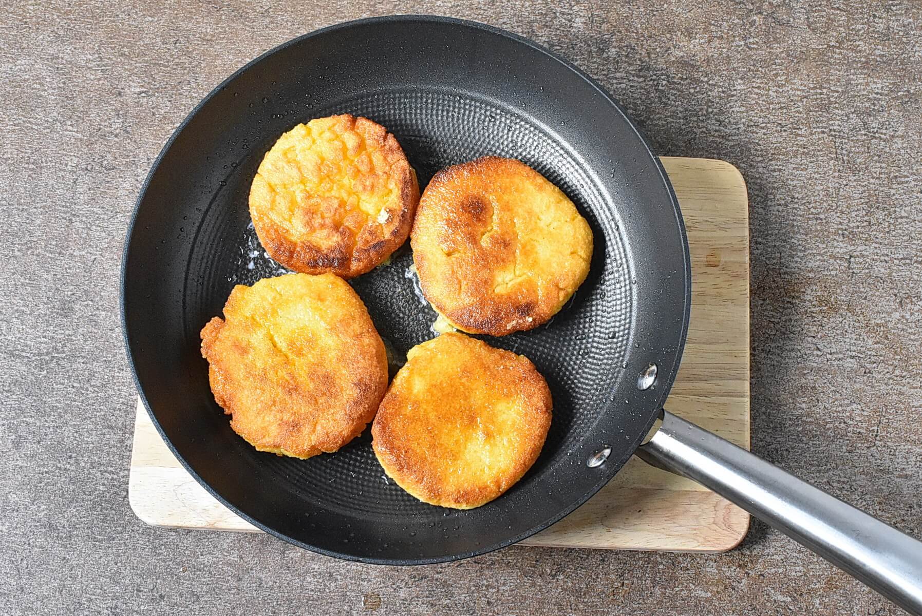Corn Pone Recipe - Easy Step-by-Step Guide | COOK.ME