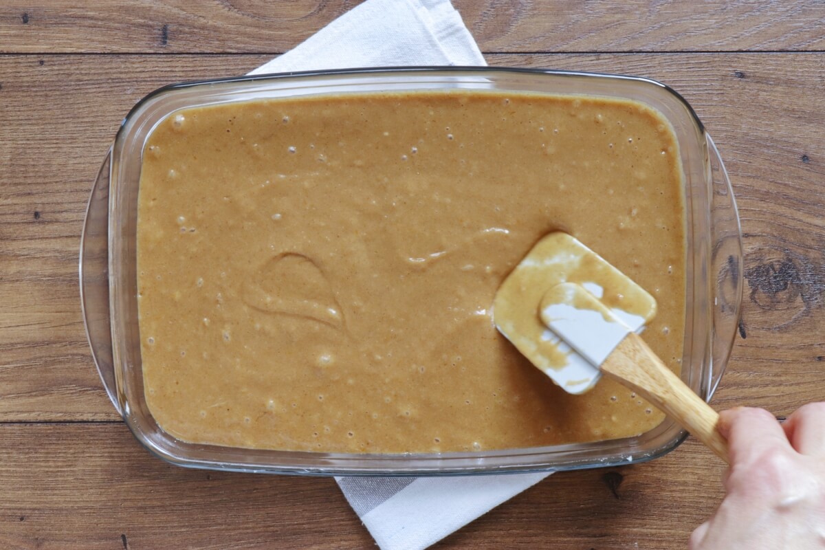 Moist Sheet Pan Spice Cake Recipe - Easy Step-by-Step Guide | COOK.ME